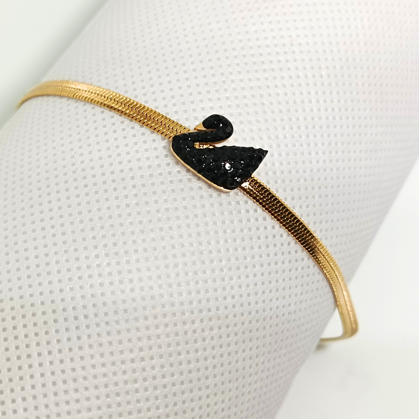 Black Swan snake Bracelet – Ornamental